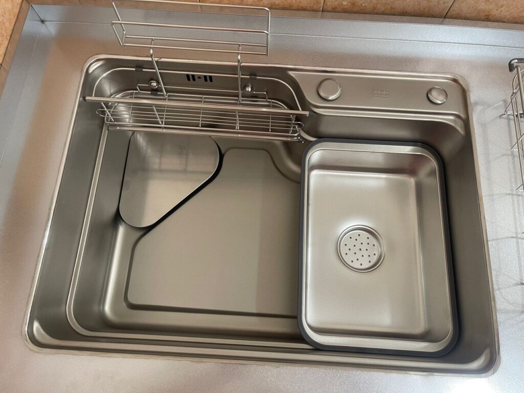 Haruki Japanese Style 3D Embossed Stainless Steel Kitchen Sink - Living ...